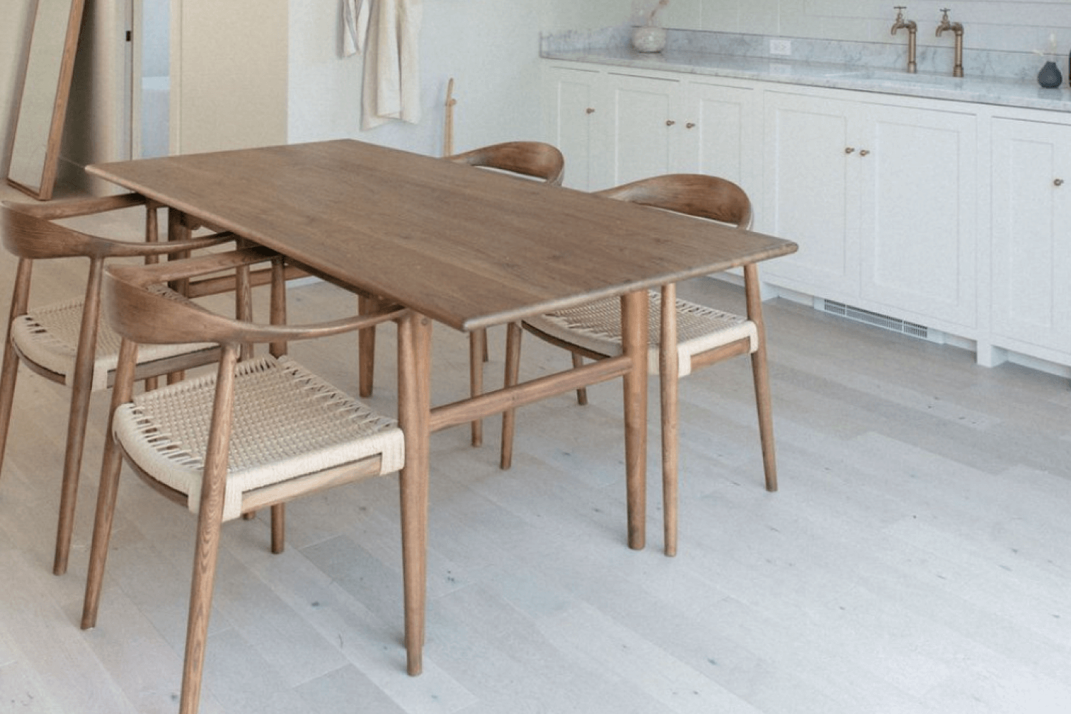 Wood Commonly Used in Mid-Century Modern Furniture: A Guide to Timeless Design